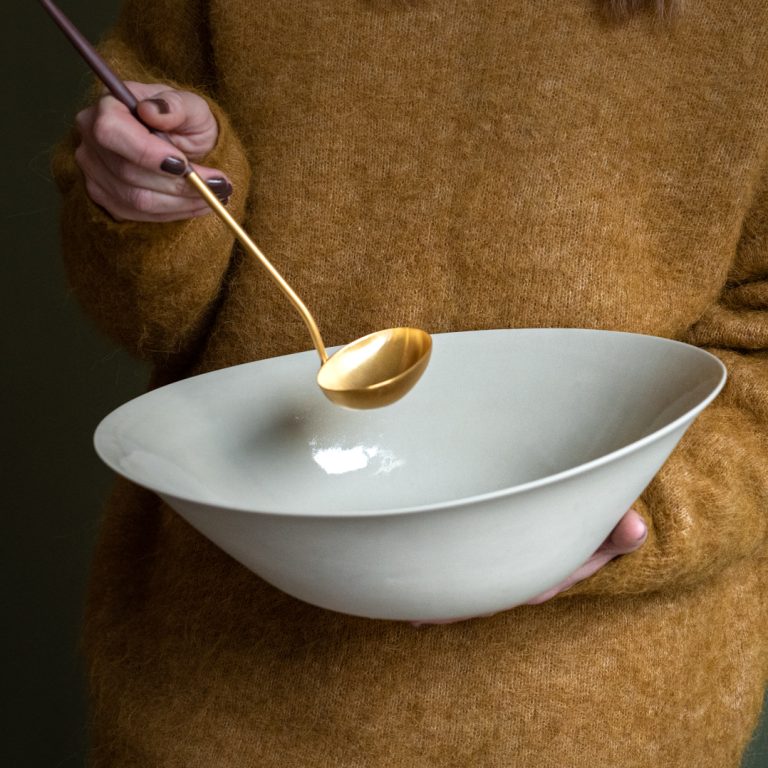 Boller og Skåler i porselen - norsk design og håndverksproduksjon